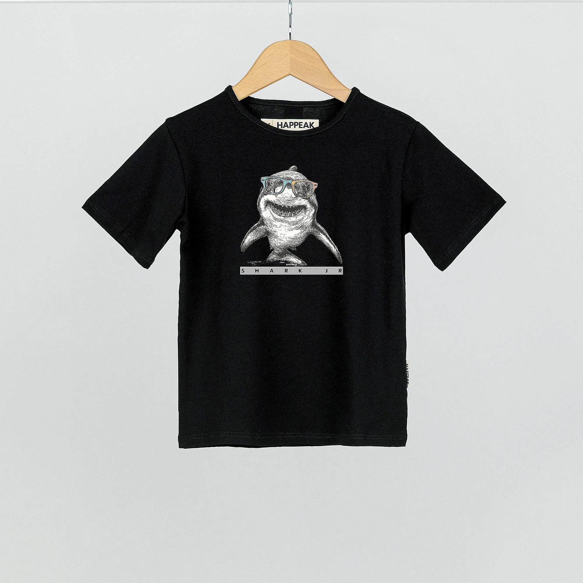 Kids T-shirt "Shark Jr" | Happeak